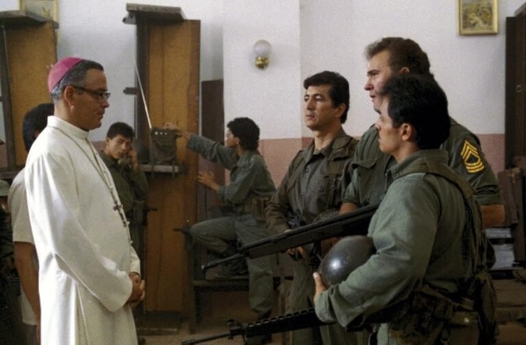 Romero movie summary : The courage of a religious leader